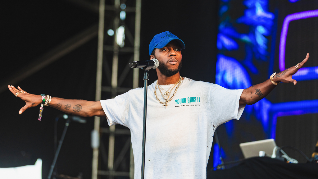 6LACK Is the Realest R&B Act Today – DJBooth