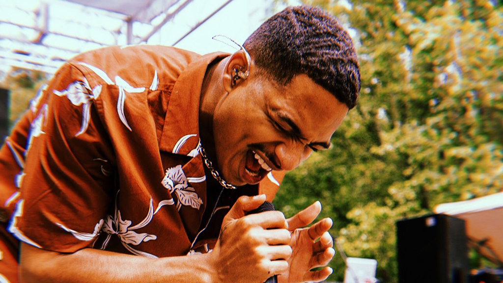 The Path to Soaring: Arin Ray’s Journey From ‘The X Factor’ to Touring ...